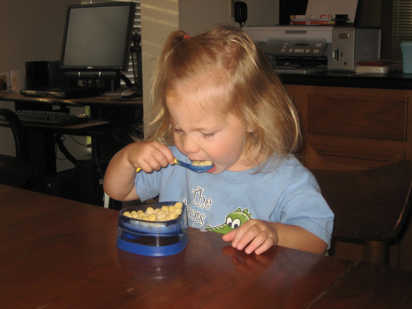 TwinkieMommie: Baby Dipper Bowl Review and Giveaway!