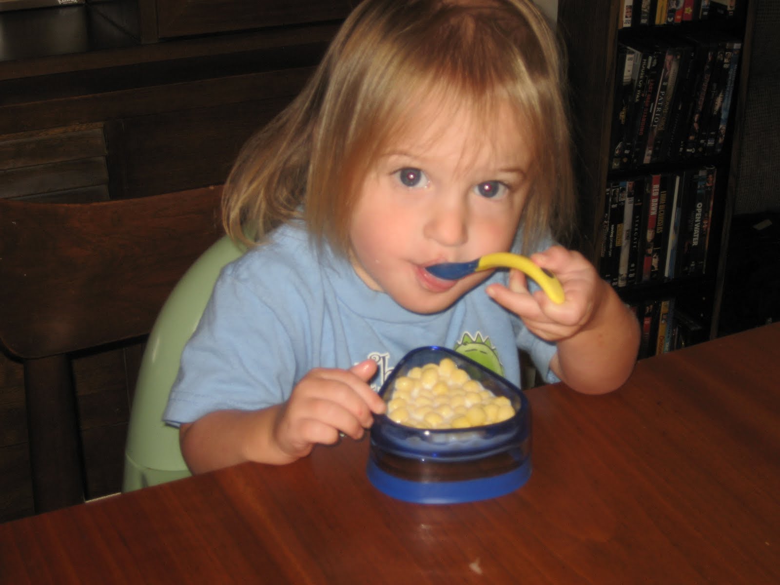 TwinkieMommie: Baby Dipper Bowl Review and Giveaway!