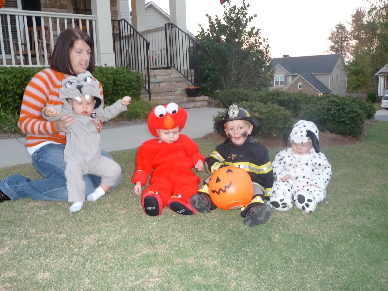 The McKinley Family: La La La...That's Elmo's World!