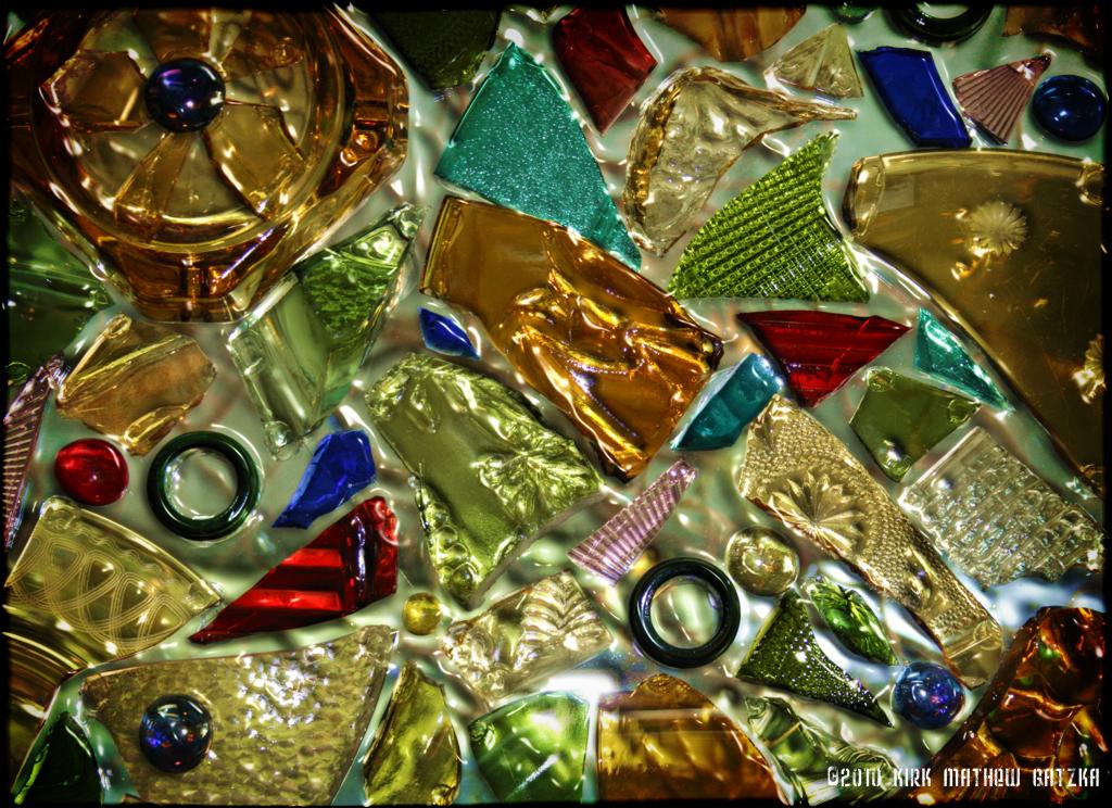 gatzkART!: Glass Shards Sun Catcher