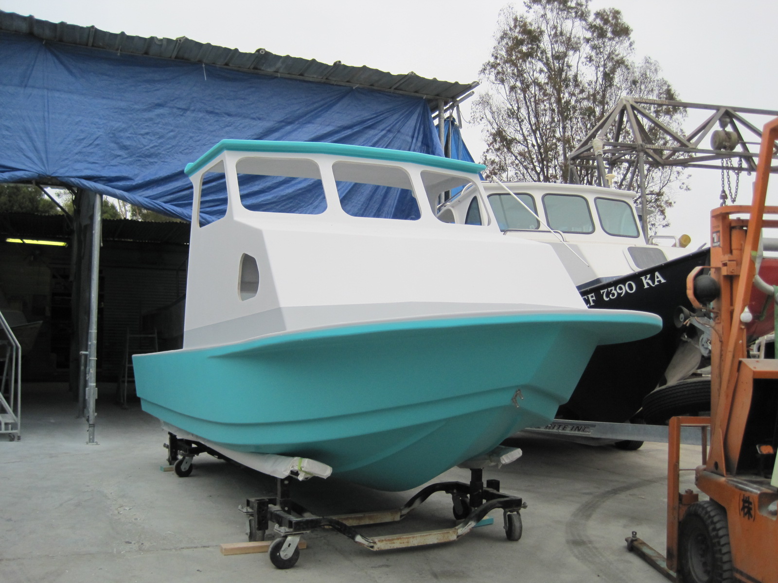 kp's round up: NEW DISPLACEMENT HULL