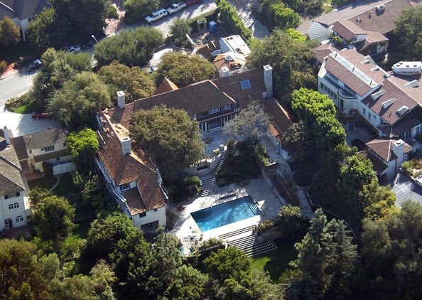 And...scene!: Fredric March California Home
