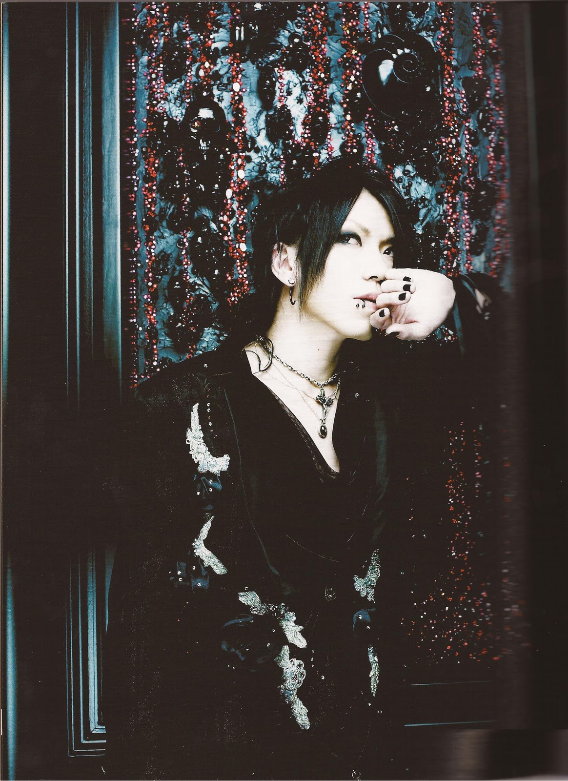 JRock Magazine Scans: Neo Genesis Yearbook 2007 ~ The GazettE Photoshoot