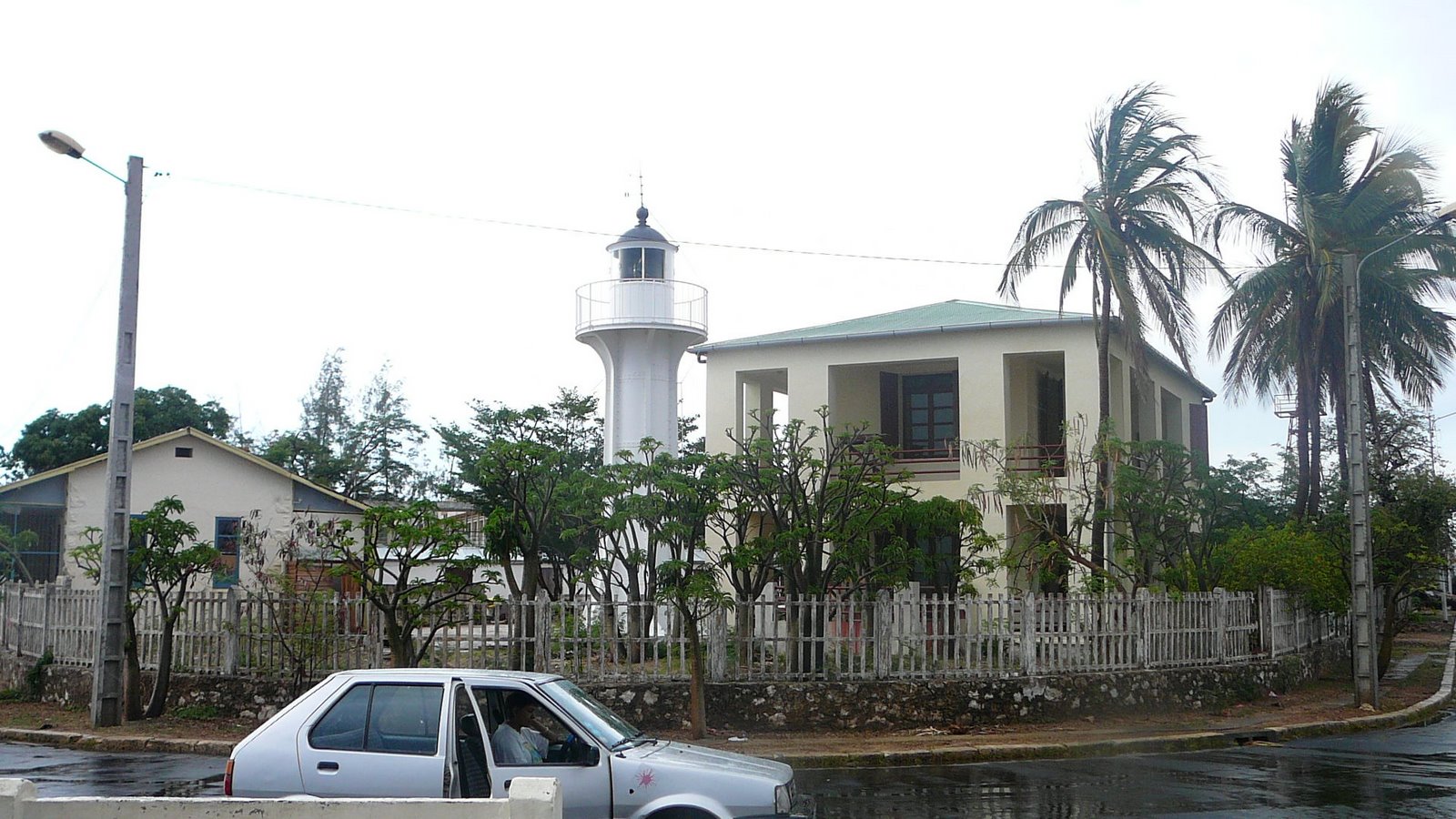 majunga, "ville des fleurs": décembre 2007