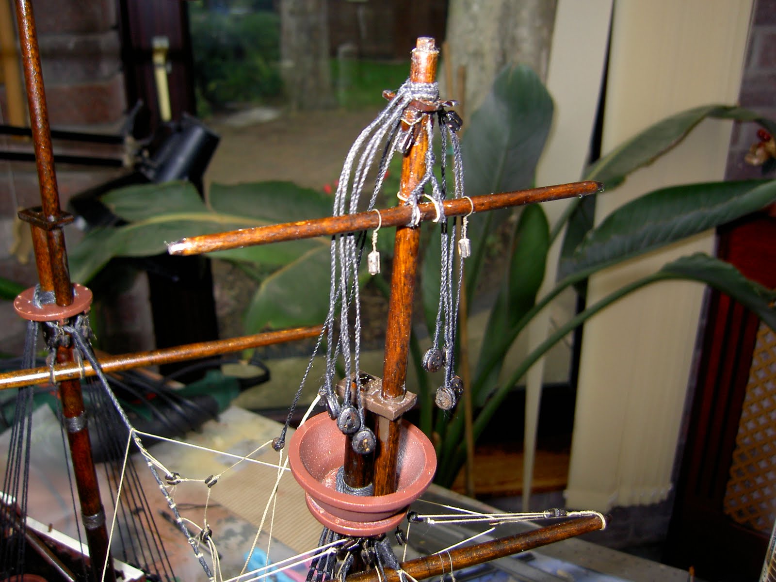 santa maria caernarfon: fore topmast.