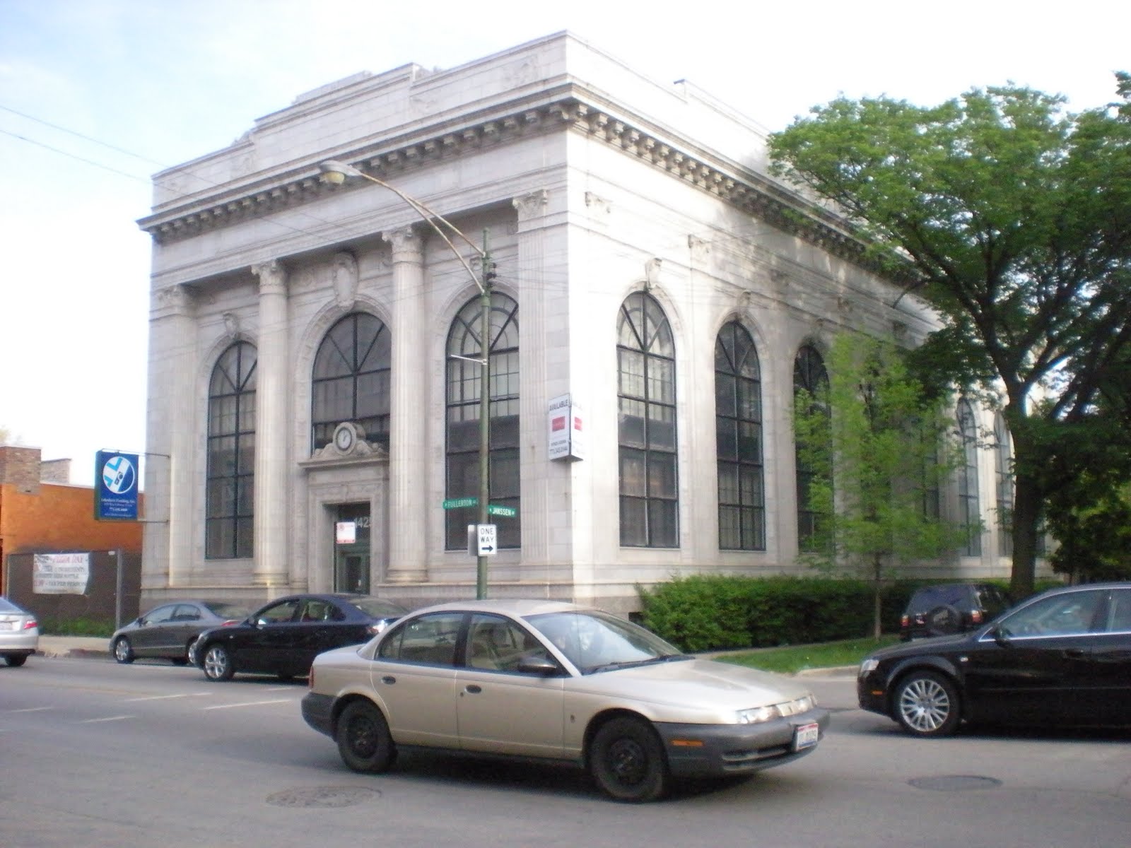 Chicago Landmarks Tour 2010-2011: Trip 23: Fullerton State Bank Building