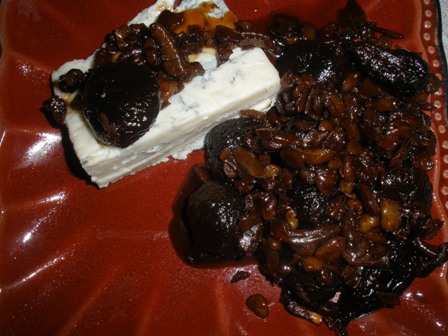 Journey of an Italian Cook: Marinated Figs with Gorgonzola Dolce