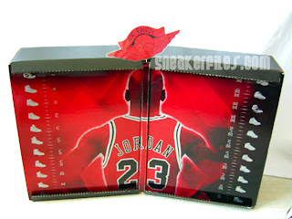 Female Sneaker Fiend: Air Jordan 10 and 13 Countdown Pack Box