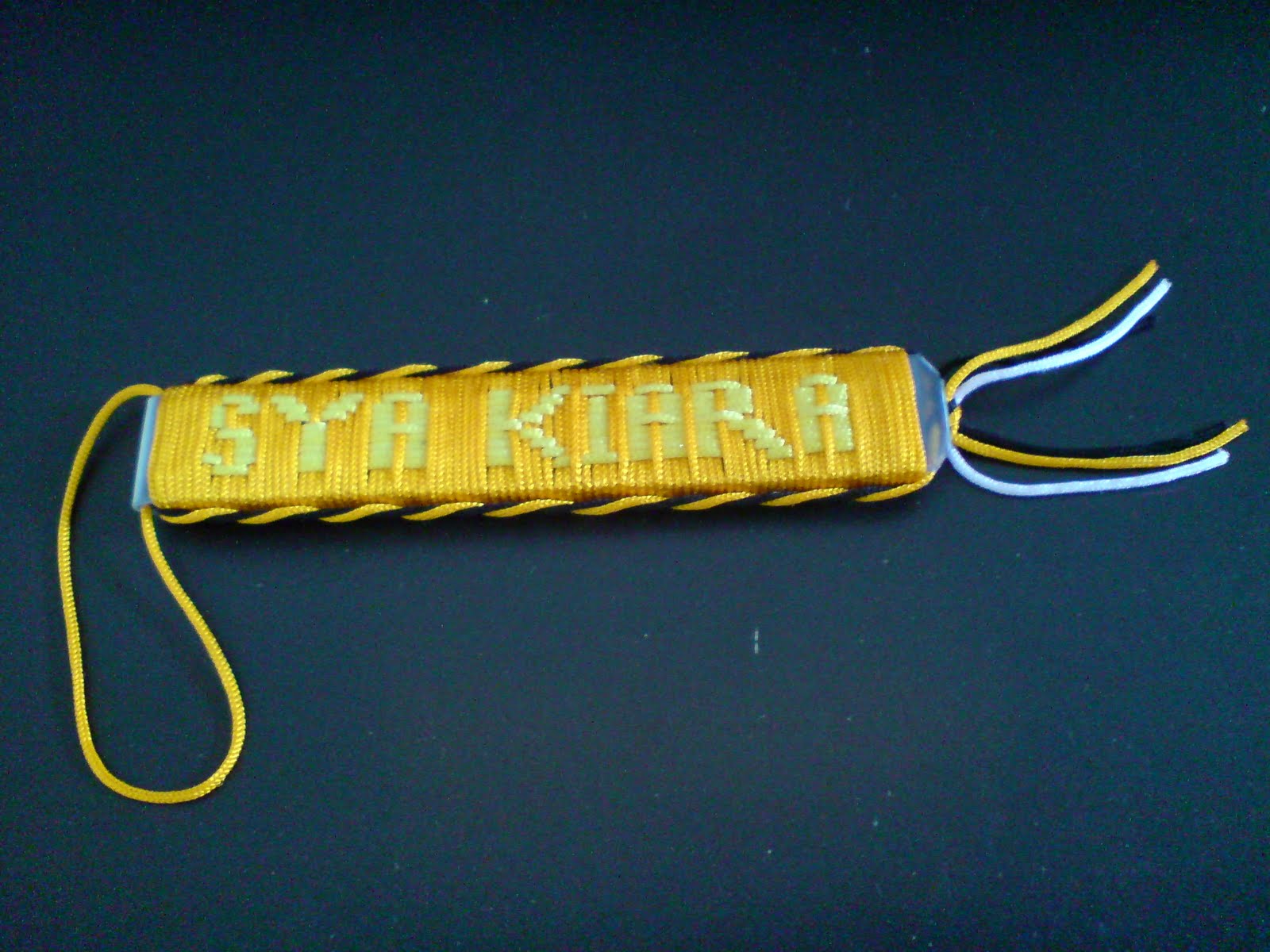 Wazzup !: Keychain Sulaman Benang