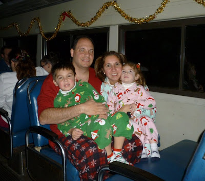 Evan and Lauren's Cool Blog: 12/3/09: Polar Express Train Ride in North ...