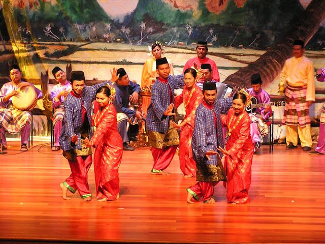 Tarian Canggung ~ Jom Pi Perlis