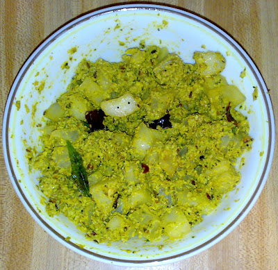 Preethi's Andhra Kitchen: Pachi Chintakaya dosakaya Pachadi / Raw ...