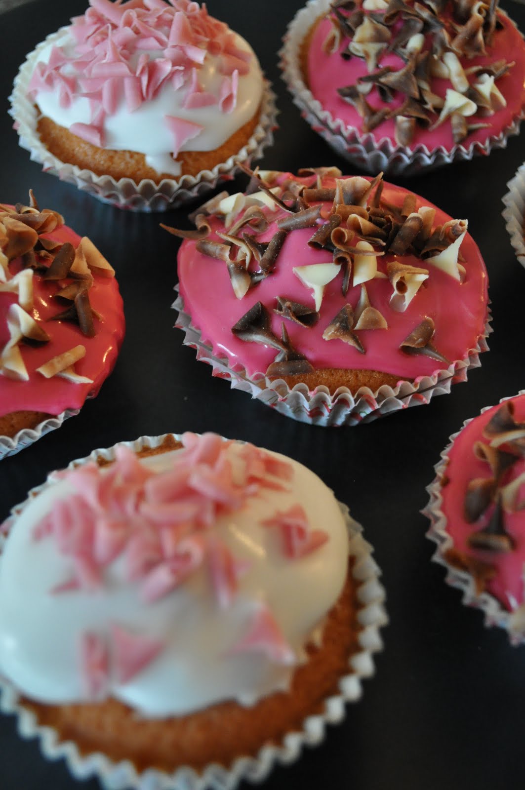 Lettie Belle: Baking Friday - Fairy Cakes