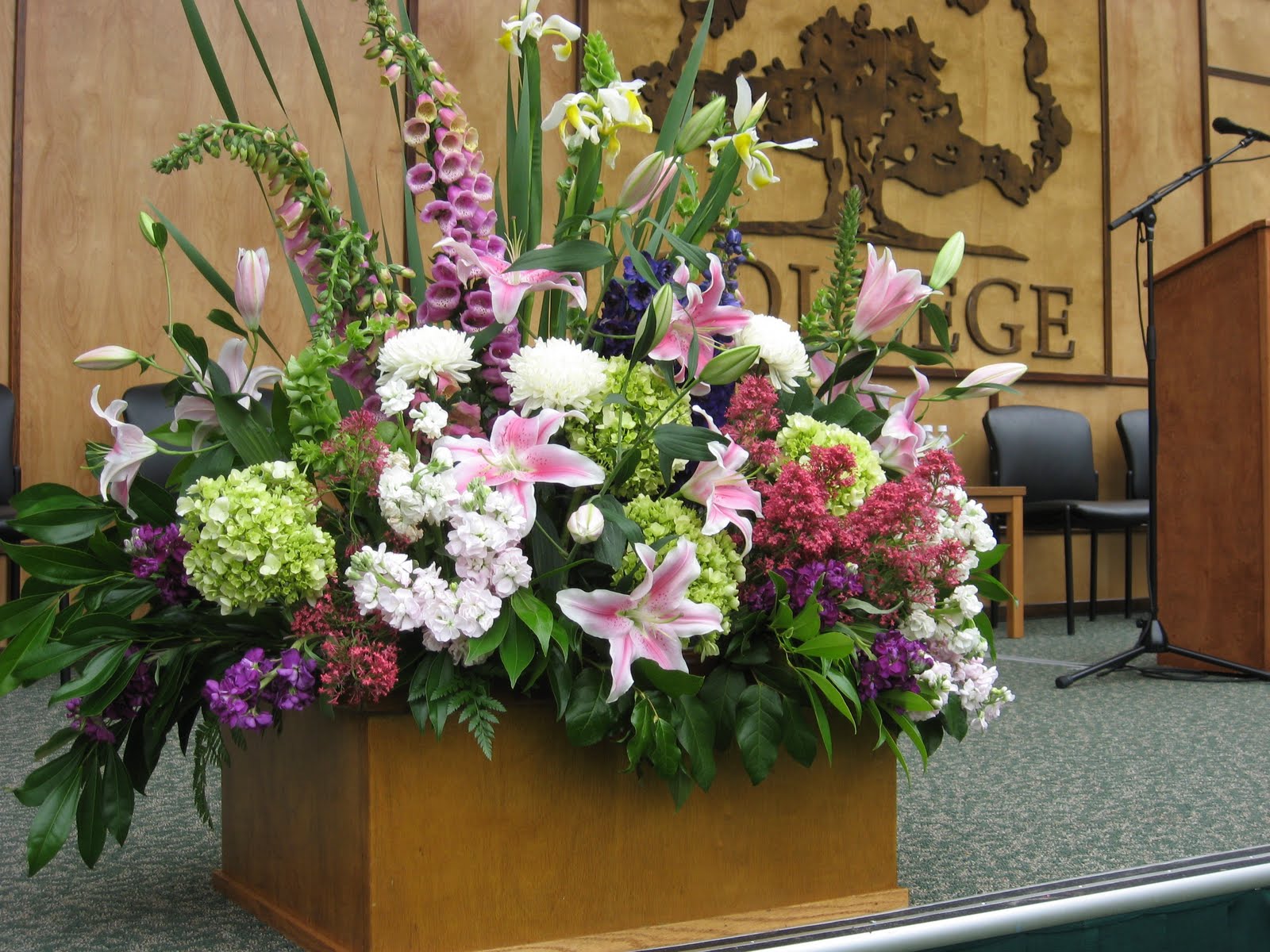 Garden Path Flowers: June 2010
