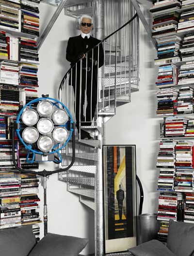 The essence of frenchness: Karl Lagerfeld's library , un point c'est tout