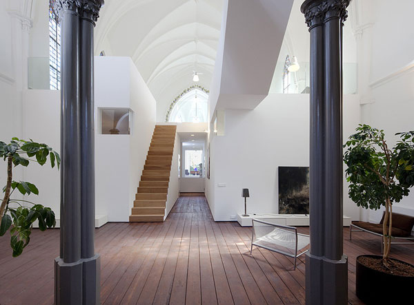 OKO Design Blog: House for sale... living in a church??