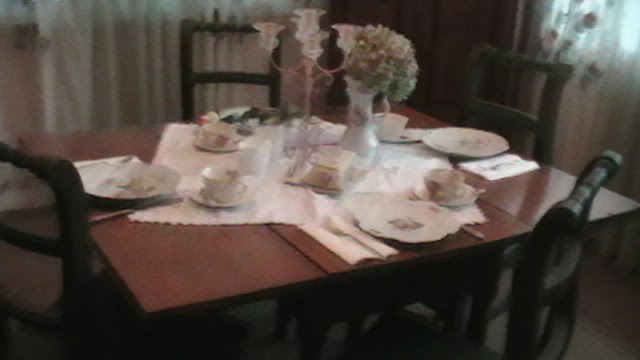 Lydia's Little Corner of the World: My French Country Table Setting!