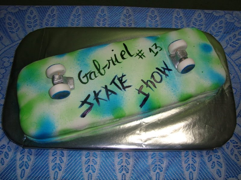 + Q Bom Tortas Decoradas e Bolos Artísticos: BOLO SKATE SHOW