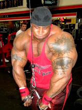 NPC Bodybuilder Keith Williams trains with Flex