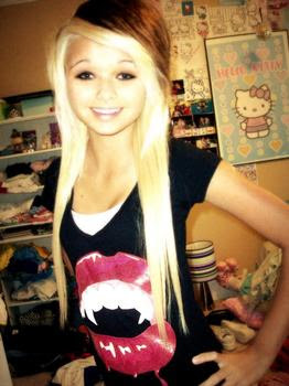 The Madness Scene!: Autumn Bottom Leppla