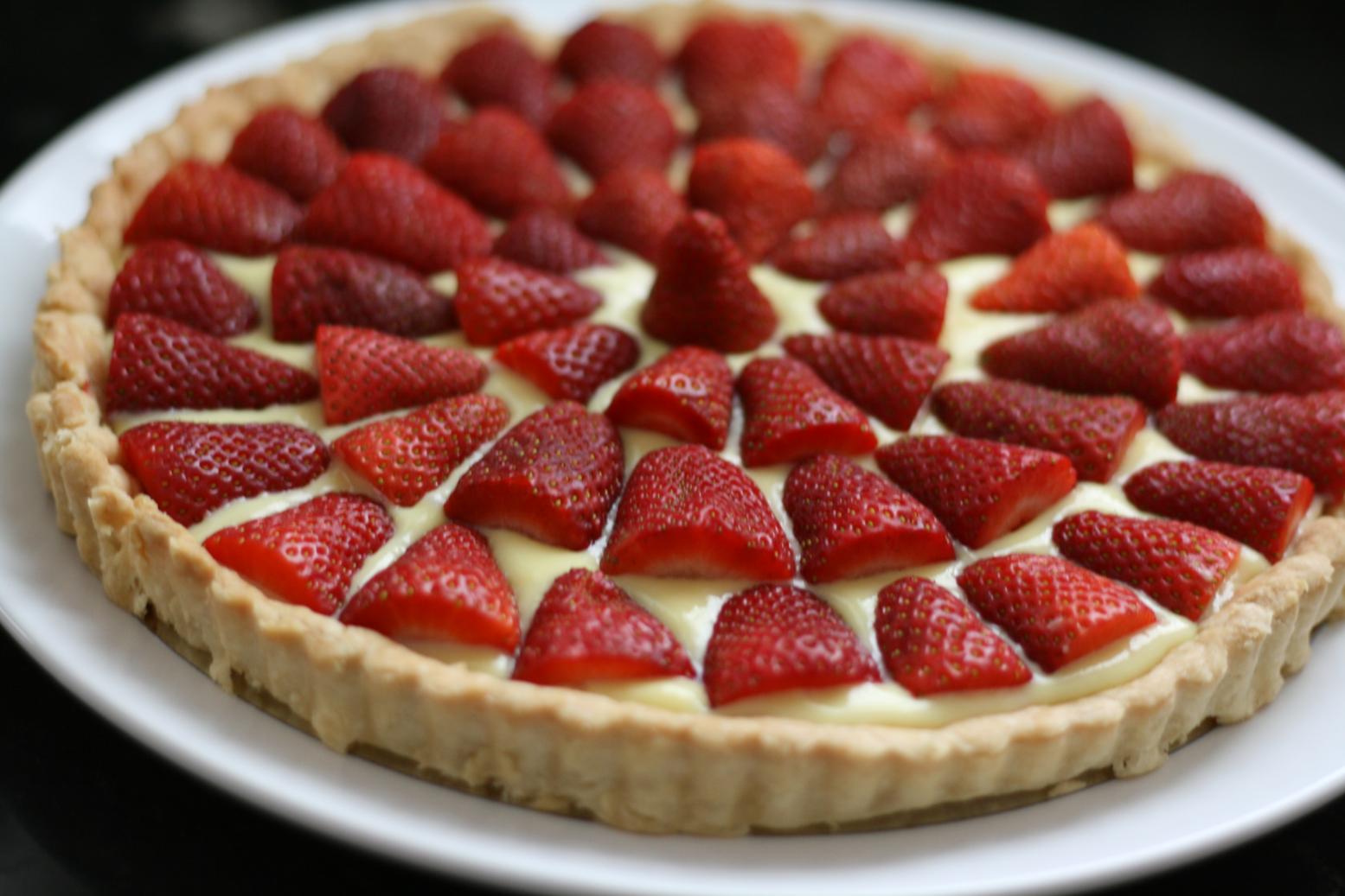 So Tasty So Yummy: Strawberry Tart