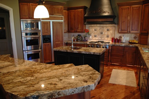The Granite Gurus: Kitchen with Lapidus granite countertops