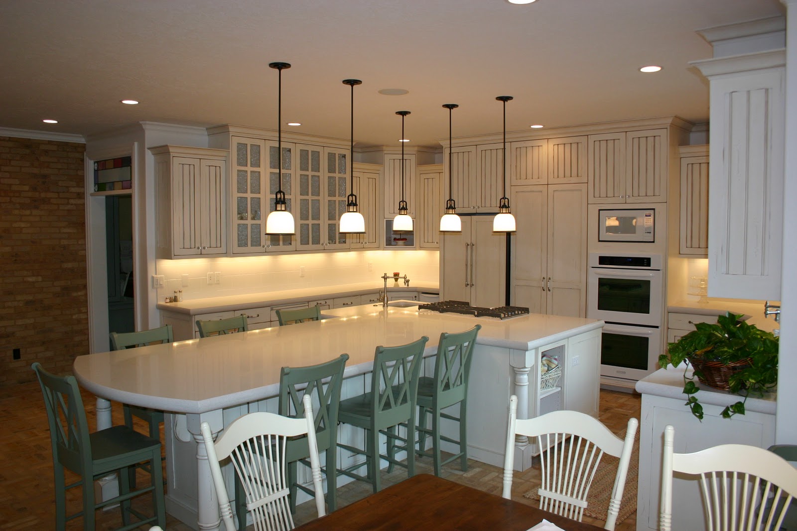 The Granite Gurus: Pebble CaesarStone Kitchen