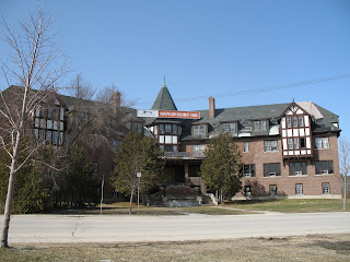 Ma's Coffee Shoppe: The Kapuskasing Inn