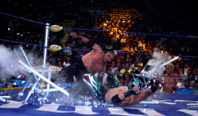 FUNCION DE QUERETARO AAA: LOS MEXICAN POWERS (JOE LIDER, CRAZY BOY Y ...