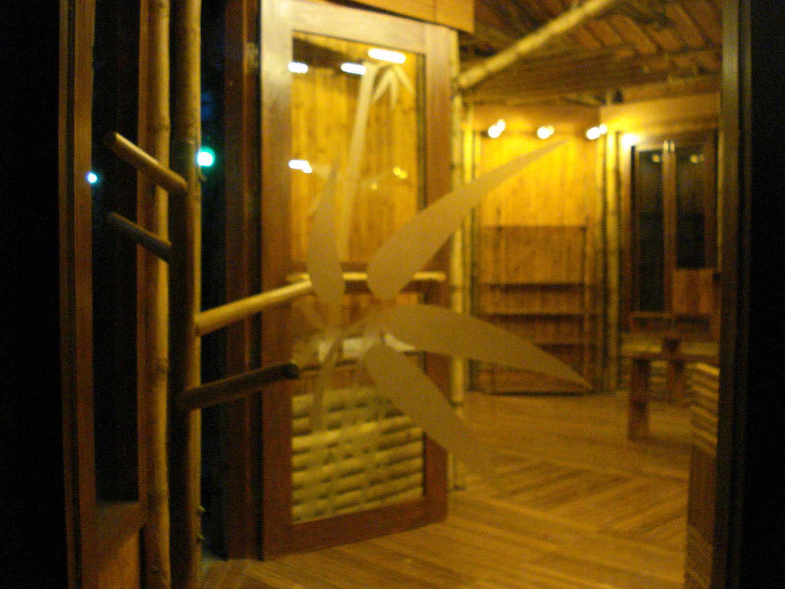 maDe in BambOo: bamboo shop @ tribes india