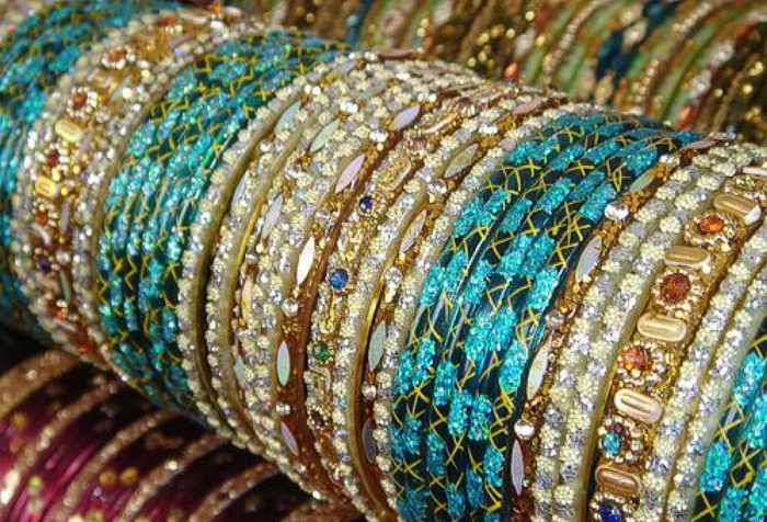 Desi Girls Fashion, Entertainment, Gossips: Latest Choori Designs ...