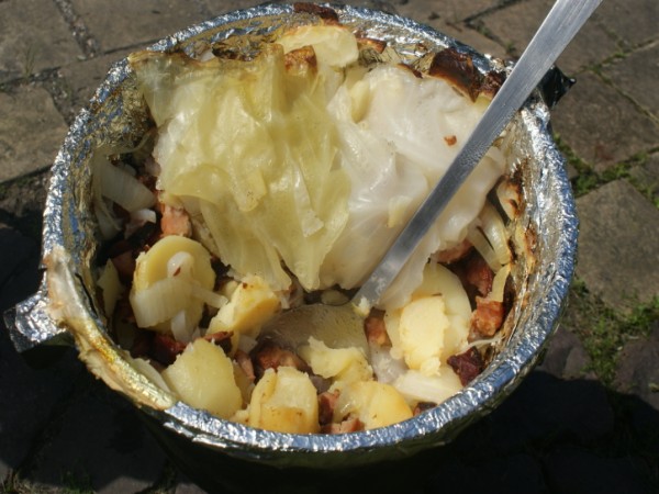 KOCIOŁEK,GRILL,OGNISKO-PRZEPISY I INFORMACJE: PIECZONKI Z OGNISKA ...