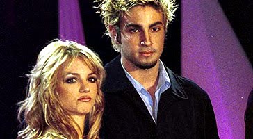 BritneyNewsNow - the world see here!: RUMOR!: Wade Robson back to being ...