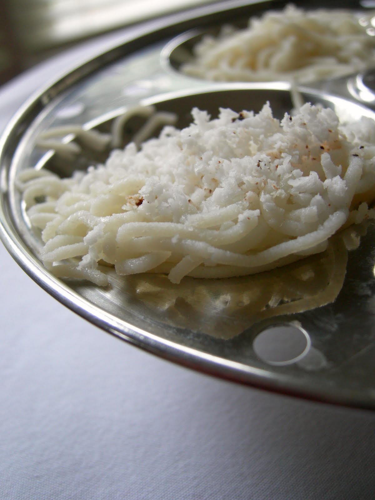 Tiffin Carrier Antic/que's!: Nool Puttu: Steamed Rice Noodles ...