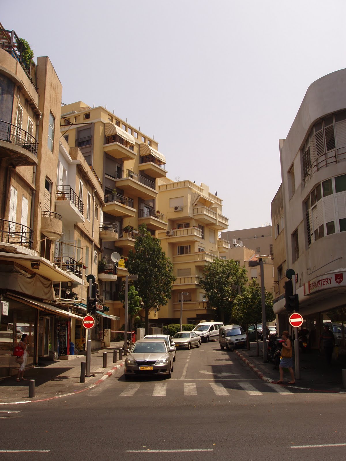 The Well-Appointed Catwalk: Israeli Design Part 3: Architecture