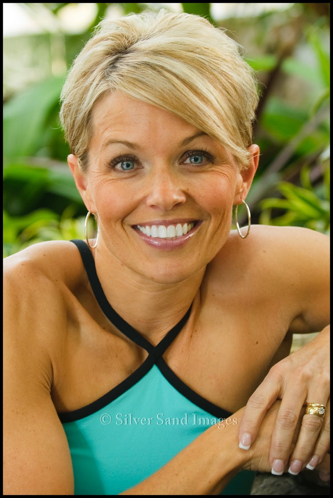 Silver Sand Images--the blog: Fun Headshots with a top Beachbody Coach!