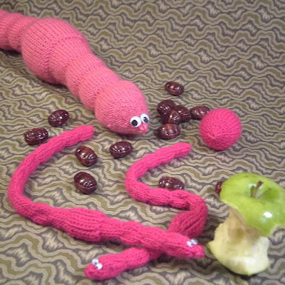 Children's Lit 'n Knit: "There's a Hair in my Dirt! A Worm's Story" by ...