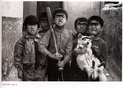 A Personal Snapshot: Kim Ki-Chan and Seoul's Alleys