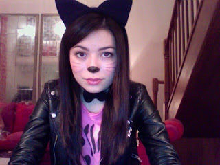 All About Miranda Cosgrove: miranda as a cat on halloween