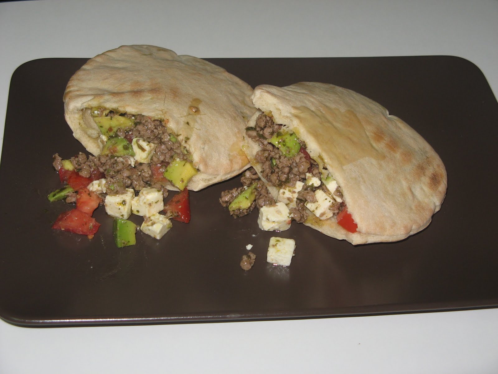 Se me quema la comida: PITAS RELLENAS DE CARNE