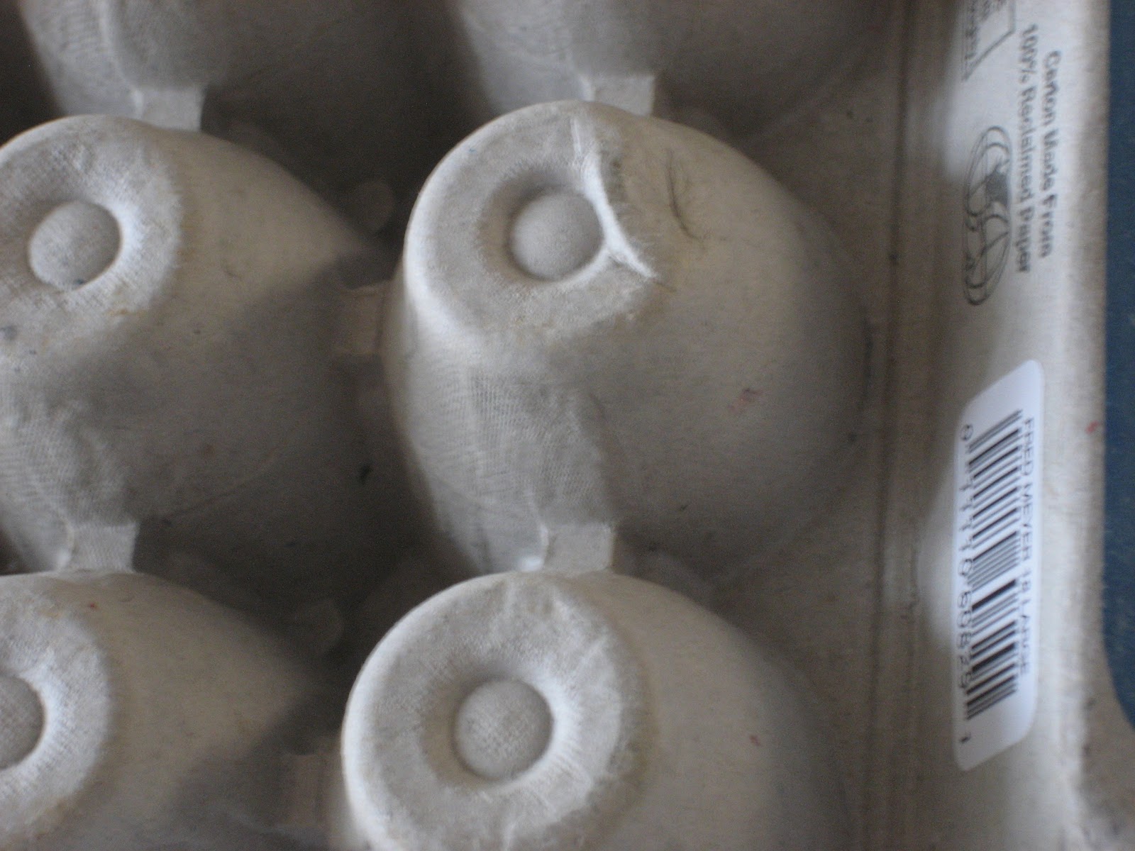 -- Start by cutting the lid and the tray apart along the "hinge."