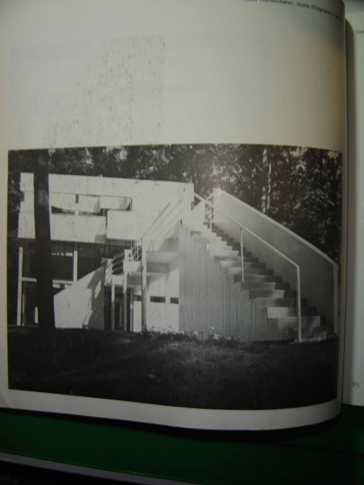 FUENTES BIBLIOGRÁFICAS: FIVE ARCHITECTS N.Y. Peter Eisenman, John ...