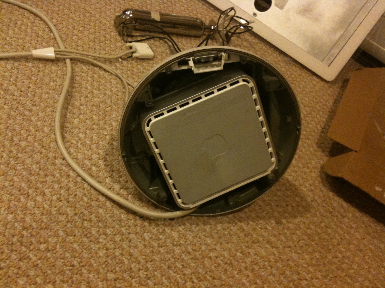 Dremel Junkie: Mini-Itx problems, Hackintosh and iMac mini Mod