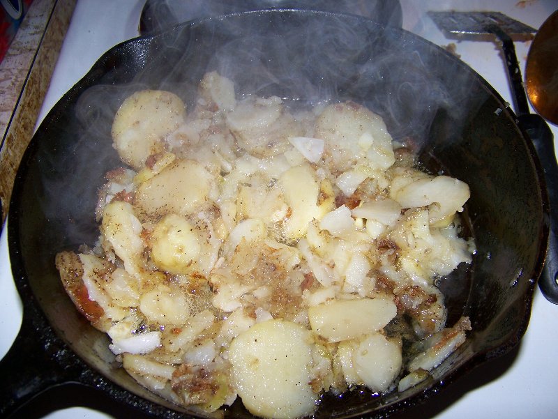 Mountain Genealogists: Family Recipe Friday... Fried Taters and Onion