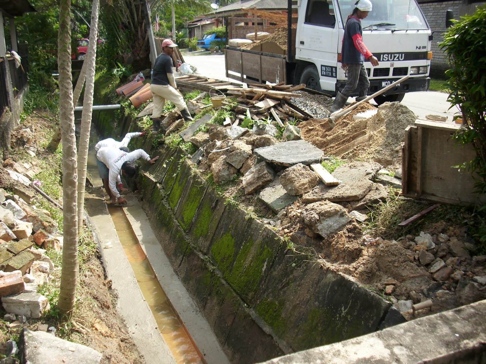 JKP ZON 14 MPS: BAIK PULIH LONGKANG JALAN BUNGA RAYA 2