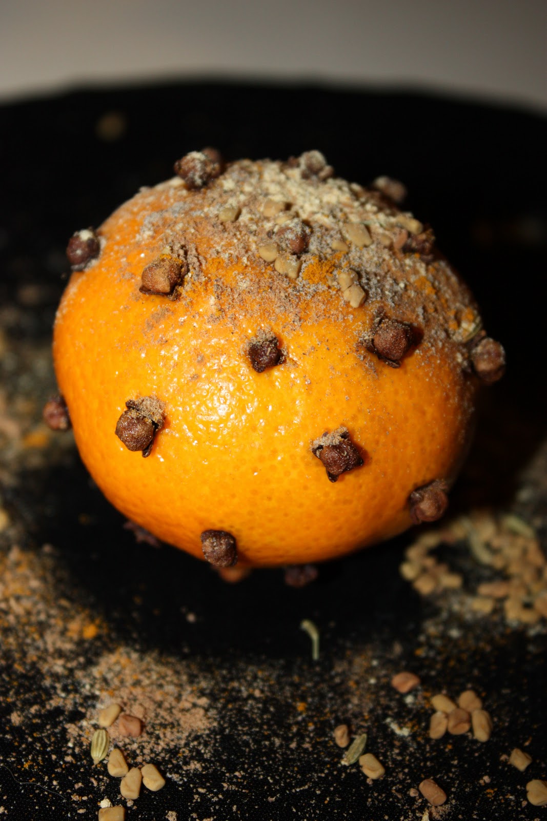 Juise: A Delicious Pomander Ball