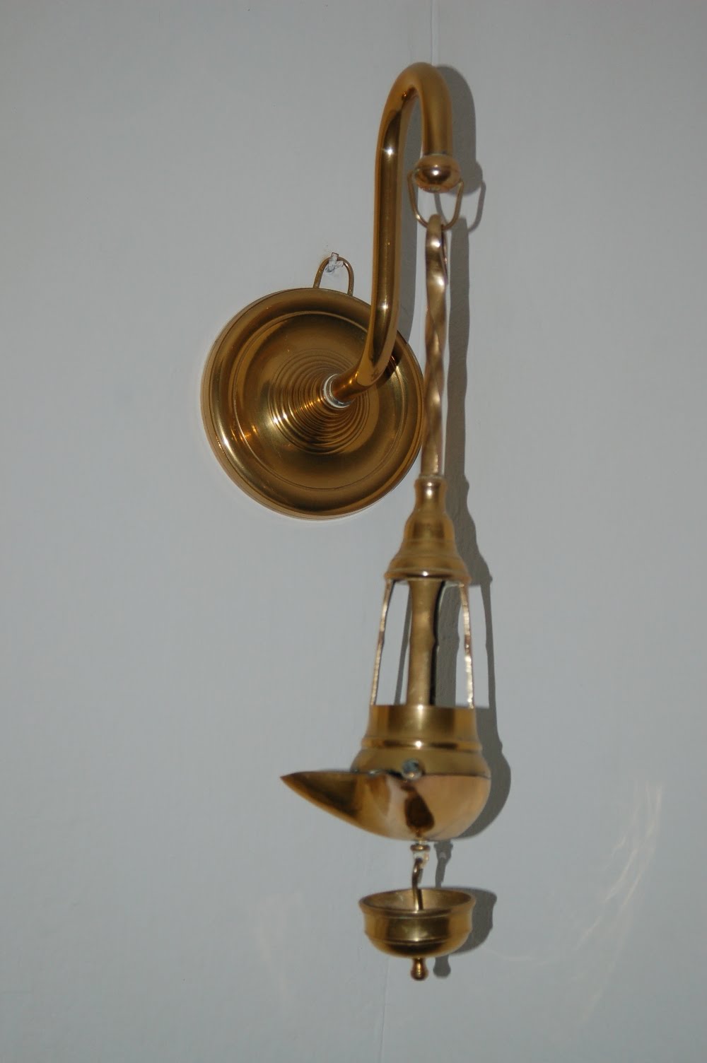 El Blog de MA: Candiles antiguos de hierro y bronce (Imágenes de MA)