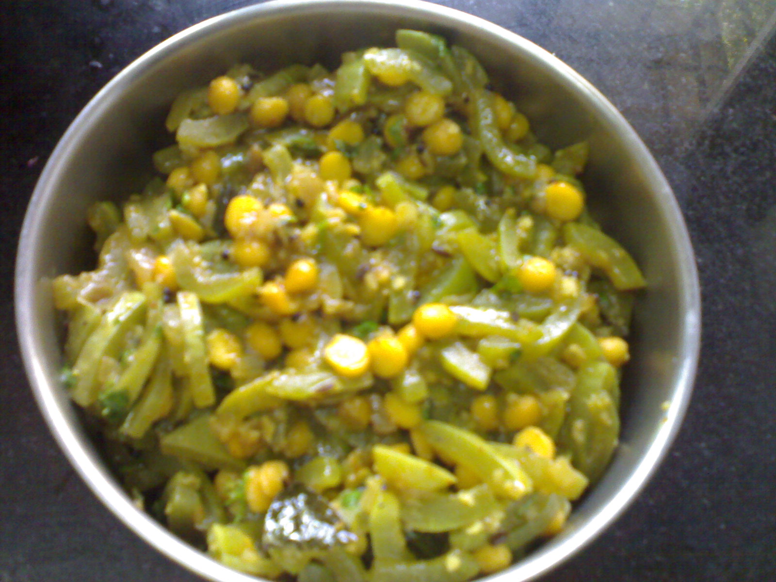 Tasty and Healthy: padwaLachi Bhaji/Snake gourd veggie