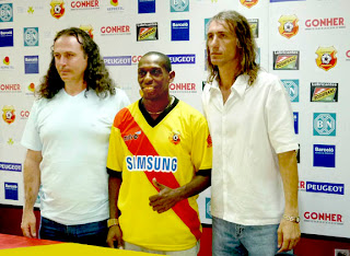 SOLOHEREDIA: Refuerzos rojiamarillos