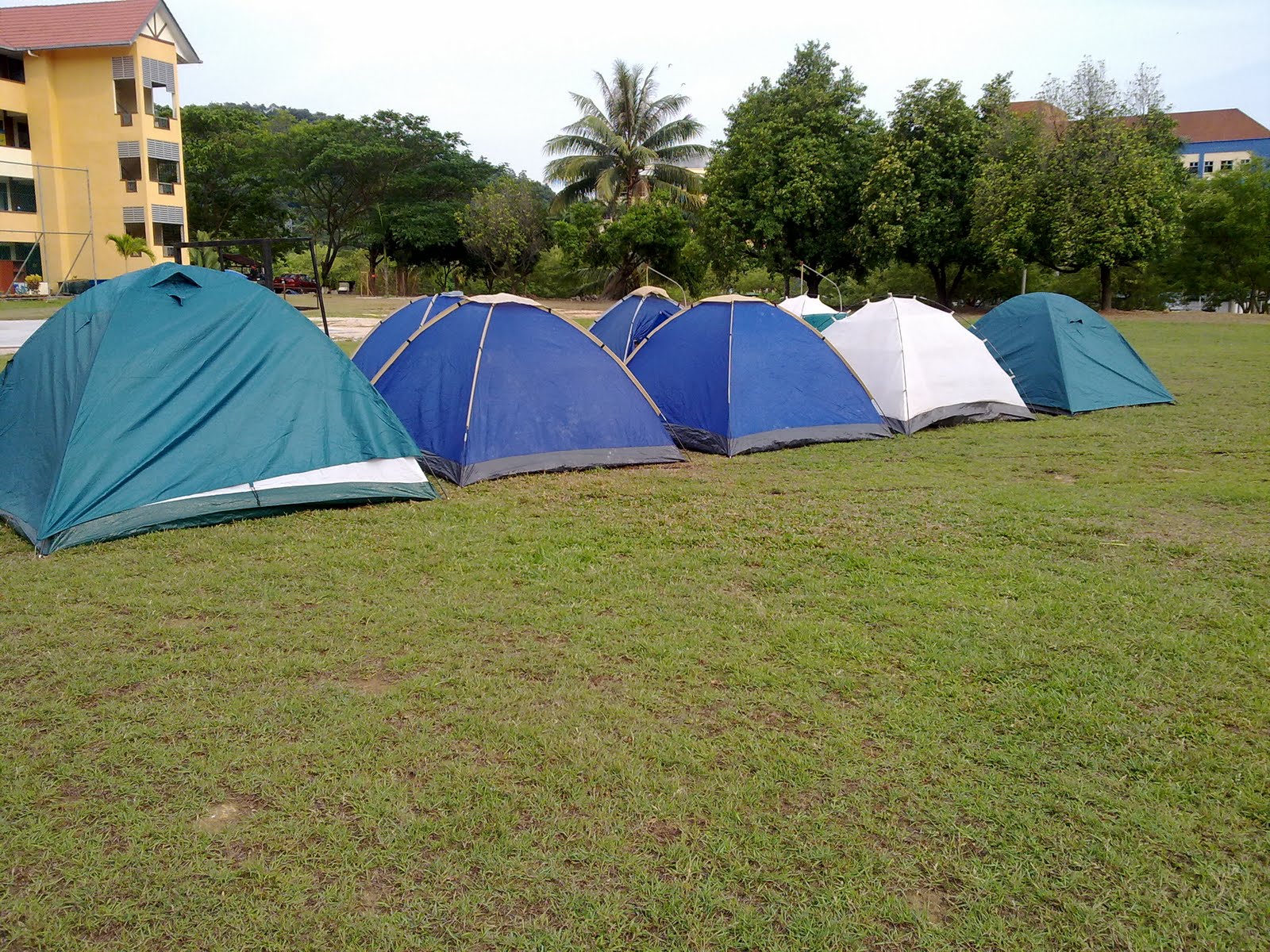 asam garam kehidupan: jom......kita berkhemah